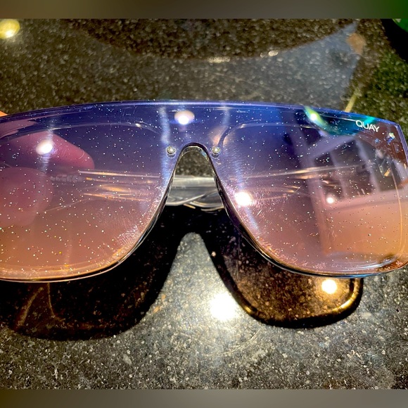 Quay Australia | Accessories | Iso Quay Jaded 25 Ombr Glasses I Believe ...